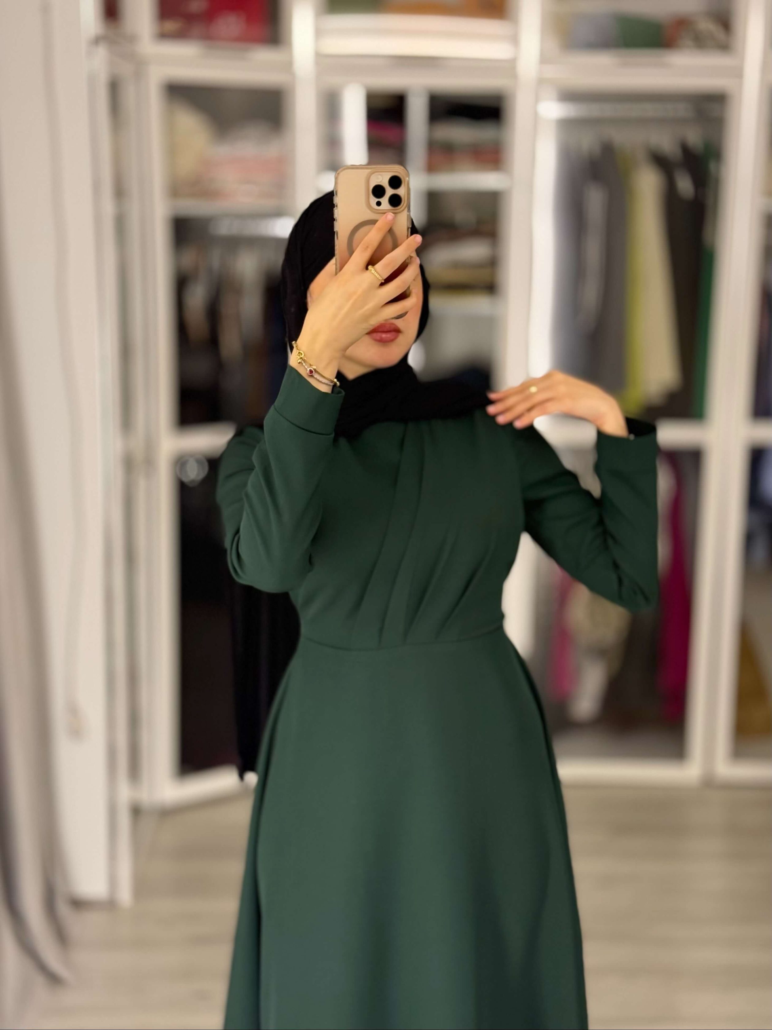 Robe Valessia – Leenach